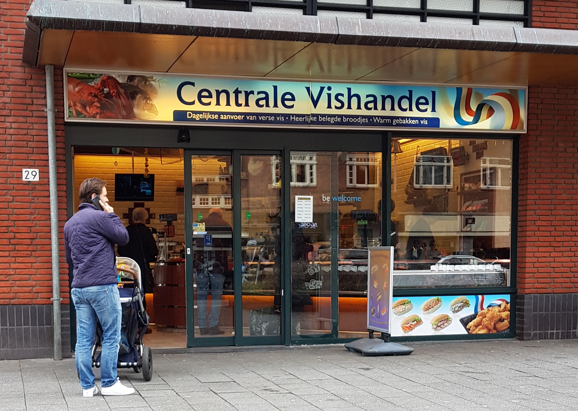 30 Everyday Things in Amsterdam: (2) Your local fish stand | The ...