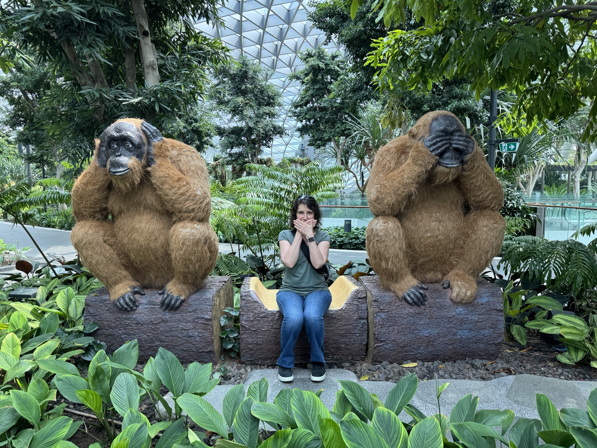 A Day in The Changi Airport (Singapore) | The Adventures of Lorie and ...
